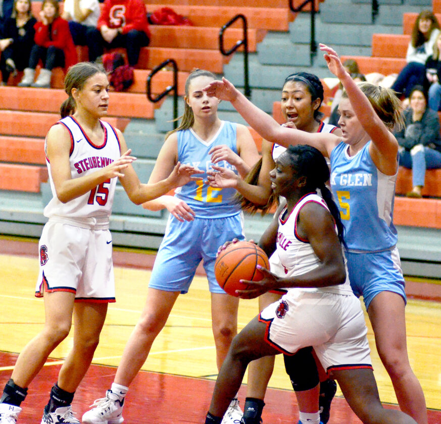 Big Red fends off Oak Glen, 47-45 | News, Sports, Jobs - The Herald Star